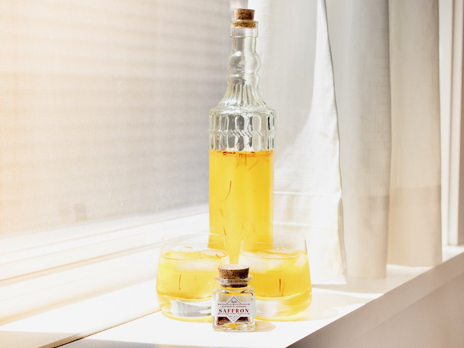 Freshly Squeezed Lemonade Infused with Saffron | Rumi Spice