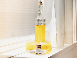 Freshly Squeezed Lemonade Infused with Saffron | Rumi Spice